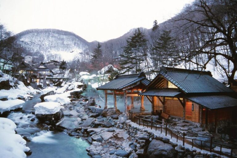 Takaragawa Onsen Osenkaku in Minakami-Tanigawa Onsen, Kanto