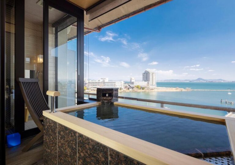 Biwako Ryokusuitei in Kyoto Onsen, Kansai
