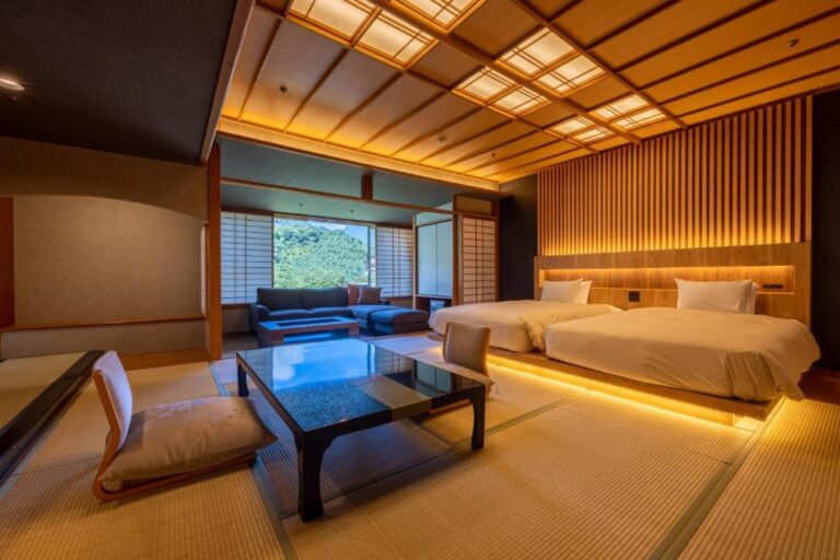 Hotel Kajikaso in Hakone Onsen, Kanto