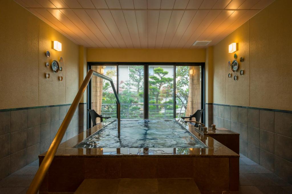 Ryokans in Katayamazu Onsen Area – Japanese Onsen