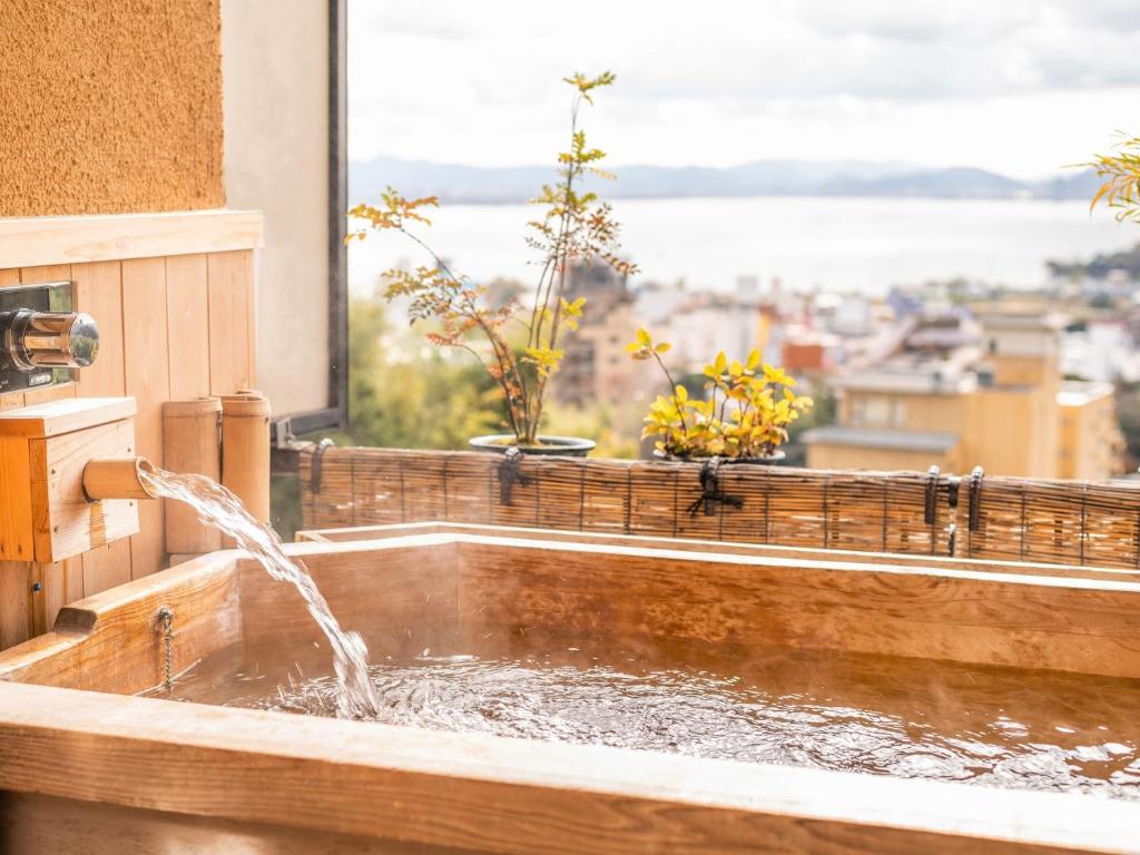 Sato-yu Mukashibanashi Yuzanso in Ogoto Onsen, Kansai