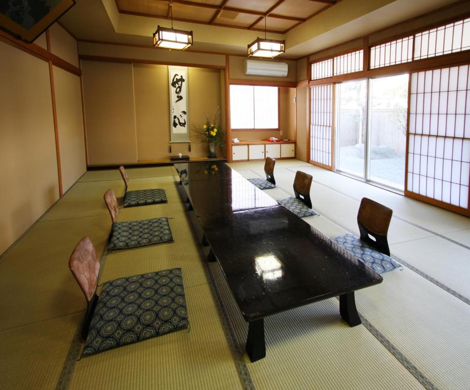 Yoshidaya in Ryotsu Onsen, 中部